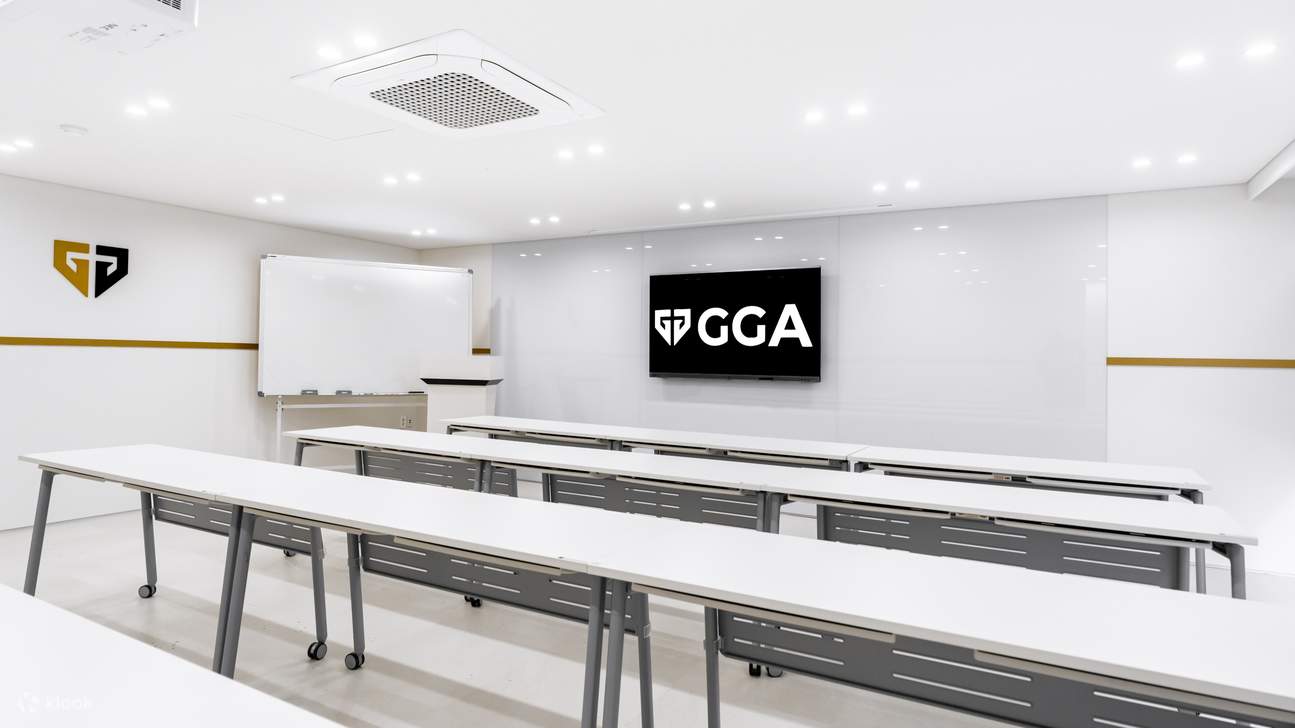 Gen.G Seoul HQ & Gen.G Global Academy Tour [Pro Coaching Available ...